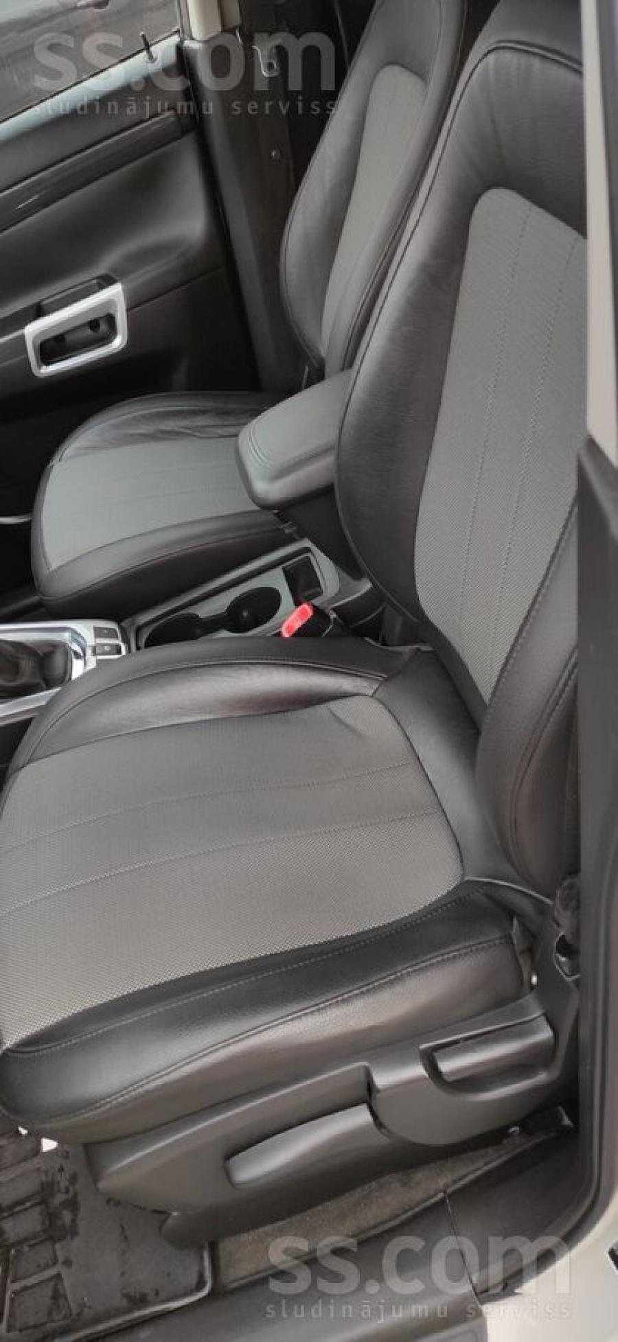 Balts Opel Antara 2012 Daugavpils, ar dzinēja tilpumu 2.20 L un nobraukumu 190 tūkst. km par 5900 €, foto 9 vietnē AUTOMOTO.COM.LV