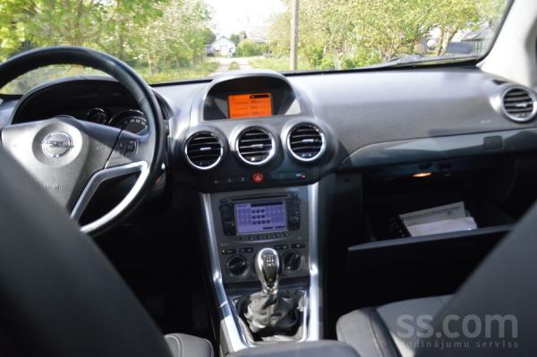 Balts Opel Antara 2012 Dobele, ar dzinēja tilpumu 2.20 L un nobraukumu 249 tūkst. km par 5000 €, foto 9 vietnē AUTOMOTO.COM.LV