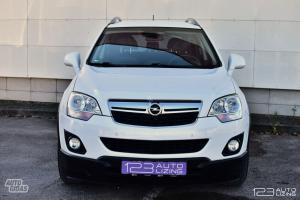 White Opel Antara 2013 in Kretinga, with an engine capacity of 2.20 L and mileage of 233 thousand km for 5750 €, photo 4 on AUTOMOTO.COM.LV
