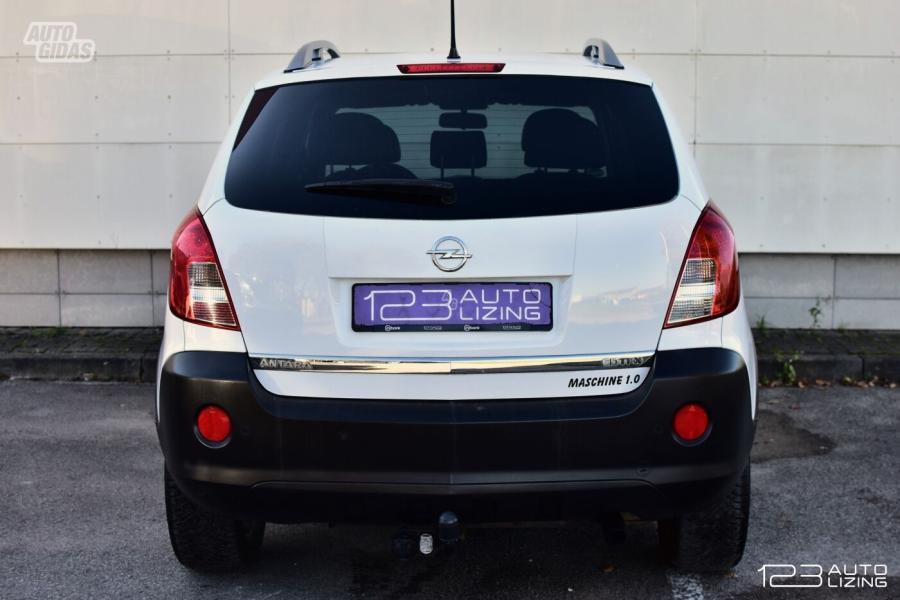 White Opel Antara 2013 in Kretinga, with an engine capacity of 2.20 L and mileage of 233 thousand km for 5750 €, photo 9 on AUTOMOTO.COM.LV