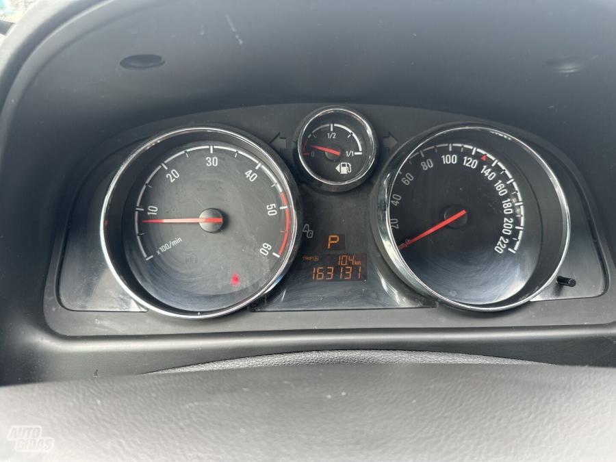 Balts Opel Antara 2013 Kauņa, ar dzinēja tilpumu 2.20 L un nobraukumu 163 tūkst. km par 5850 €, foto 12 vietnē AUTOMOTO.COM.LV