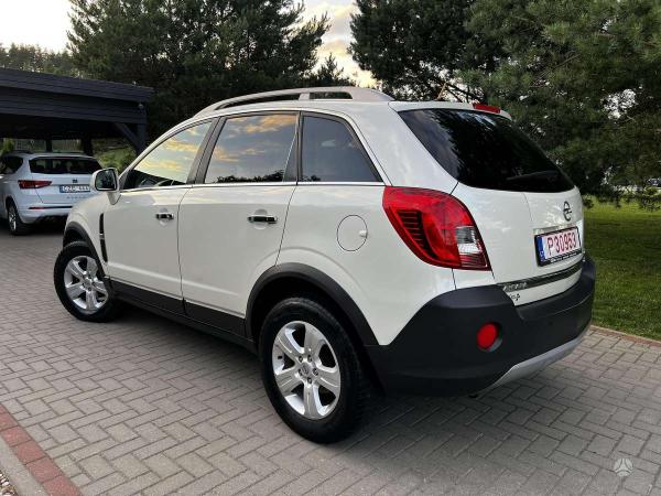 White Opel Antara 2013 in Druskininkai, with an engine capacity of 2.23 L and mileage of 248 thousand km for 5890 €, photo 2 on AUTOMOTO.COM.LV