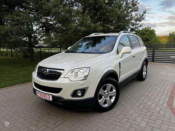 White Opel Antara 2013 in Druskininkai, with an engine capacity of 2.23 L and mileage of 248 thousand km for 5890 €, photo 8 on AUTOMOTO.COM.LV