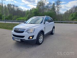 Balts Opel Antara 2013 Preiļi, ar dzinēja tilpumu 2.20 L un nobraukumu 256 tūkst. km par 3700 €, foto 3 vietnē AUTOMOTO.COM.LV