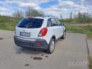 Balts Opel Antara 2013 Preiļi, ar dzinēja tilpumu 2.20 L un nobraukumu 256 tūkst. km par 3700 €, foto 5 vietnē AUTOMOTO.COM.LV