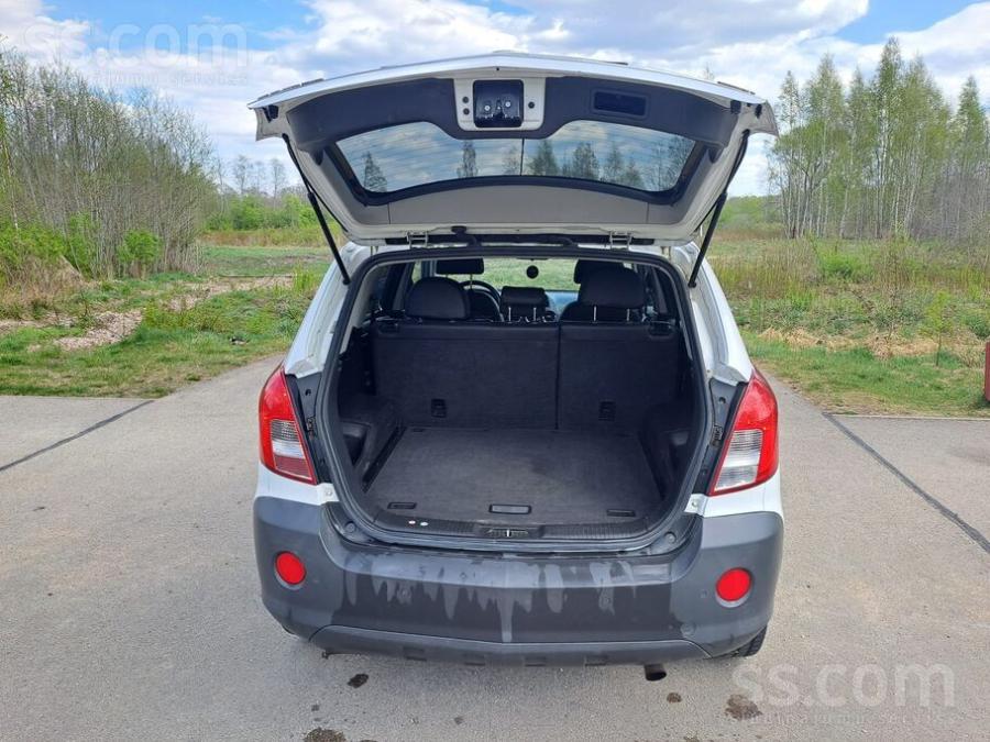 Balts Opel Antara 2013 Preiļi, ar dzinēja tilpumu 2.20 L un nobraukumu 256 tūkst. km par 3700 €, foto 6 vietnē AUTOMOTO.COM.LV