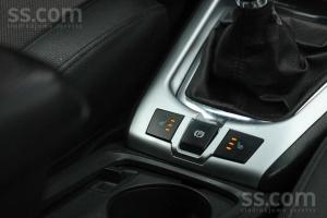 Balts Opel Antara 2014 Rīga, ar dzinēja tilpumu 2.20 L un nobraukumu 0 tūkst. km par 4995 €, foto 22 vietnē AUTOMOTO.COM.LV