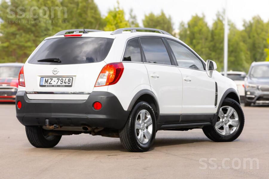White Opel Antara 2014 in Jelgava, with an engine capacity of 2.20 L and mileage of 0 thousand km for 3700 €, photo 5 on AUTOMOTO.COM.LV