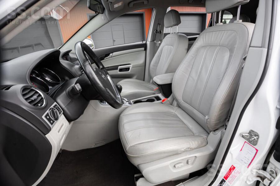 White Opel Antara 2014 in Jelgava, with an engine capacity of 2.20 L and mileage of 0 thousand km for 3700 €, photo 8 on AUTOMOTO.COM.LV