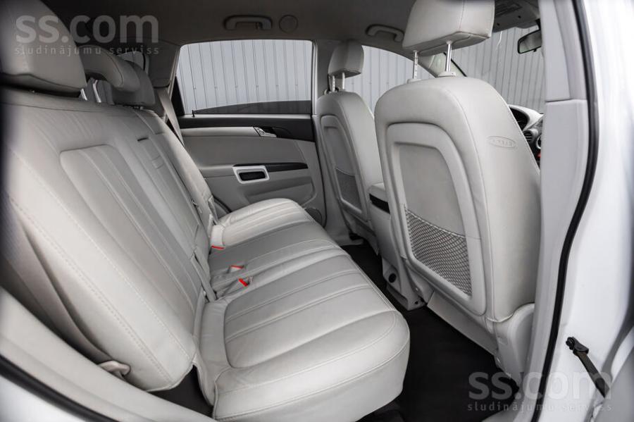 White Opel Antara 2014 in Jelgava, with an engine capacity of 2.20 L and mileage of 0 thousand km for 3700 €, photo 20 on AUTOMOTO.COM.LV