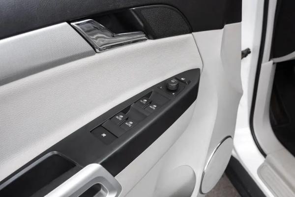Balts Opel Antara 2014 Jelgava, ar dzinēja tilpumu 2.20 L un nobraukumu 225 tūkst. km par 3700 €, foto 8 vietnē AUTOMOTO.COM.LV