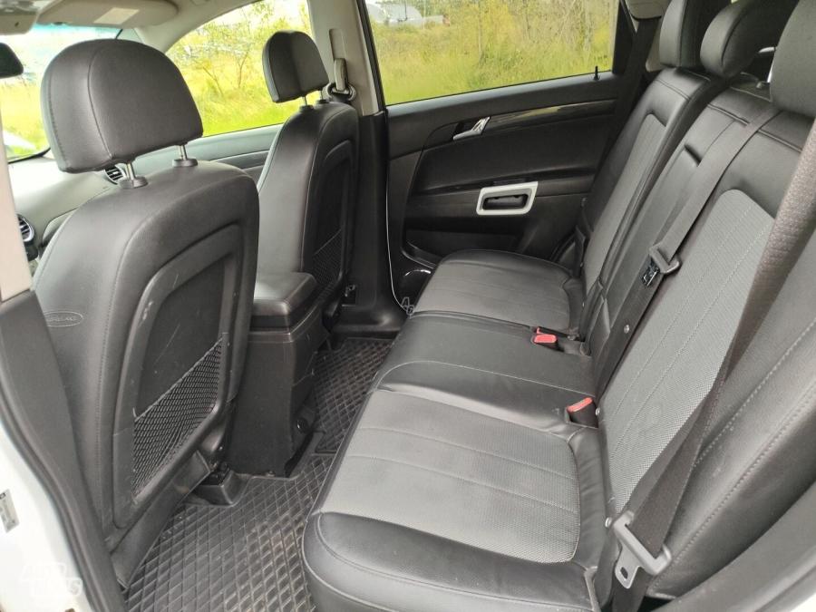 White Opel Antara 2014 in Utena, with an engine capacity of 2.20 L and mileage of 255 thousand km for 3450 €, photo 18 on AUTOMOTO.COM.LV