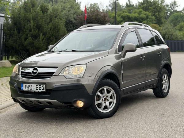 Yellow Opel Antara 2007 in Vilnius, with an engine capacity of 2.41 L and mileage of 175 thousand km for 2750 €, photo 3 on AUTOMOTO.COM.LV