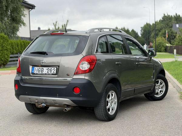 Yellow Opel Antara 2007 in Vilnius, with an engine capacity of 2.41 L and mileage of 175 thousand km for 2750 €, photo 4 on AUTOMOTO.COM.LV