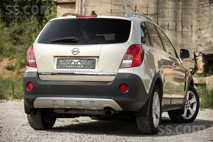 Yellow Opel Antara 2011 in Tukums, with an engine capacity of 2.20 L and mileage of 0 thousand km for 5500 €, photo 3 on AUTOMOTO.COM.LV