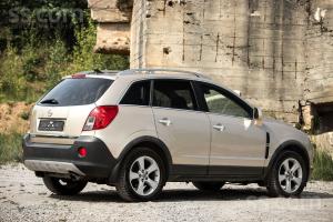Yellow Opel Antara 2011 in Tukums, with an engine capacity of 2.20 L and mileage of 0 thousand km for 5500 €, photo 4 on AUTOMOTO.COM.LV