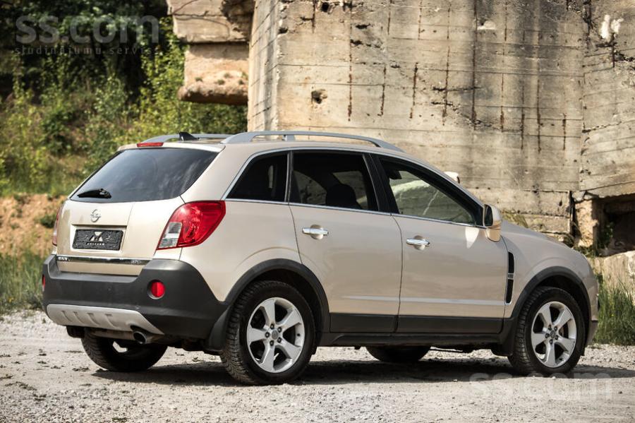 Yellow Opel Antara 2011 in Tukums, with an engine capacity of 2.20 L and mileage of 0 thousand km for 5500 €, photo 4 on AUTOMOTO.COM.LV