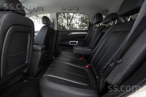 Yellow Opel Antara 2011 in Tukums, with an engine capacity of 2.20 L and mileage of 0 thousand km for 5500 €, photo 16 on AUTOMOTO.COM.LV
