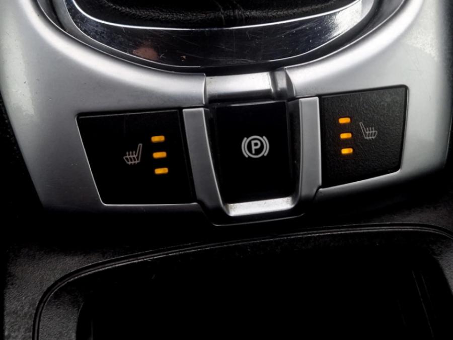 Dzeltens Opel Antara 2012 Rīga, ar dzinēja tilpumu 2.20 L un nobraukumu 235 tūkst. km par 6000 €, foto 37 vietnē AUTOMOTO.COM.LV