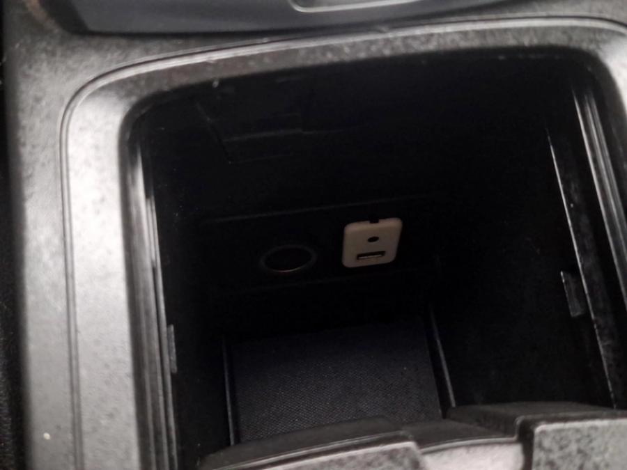 Dzeltens Opel Antara 2012 Rīga, ar dzinēja tilpumu 2.20 L un nobraukumu 235 tūkst. km par 6000 €, foto 38 vietnē AUTOMOTO.COM.LV