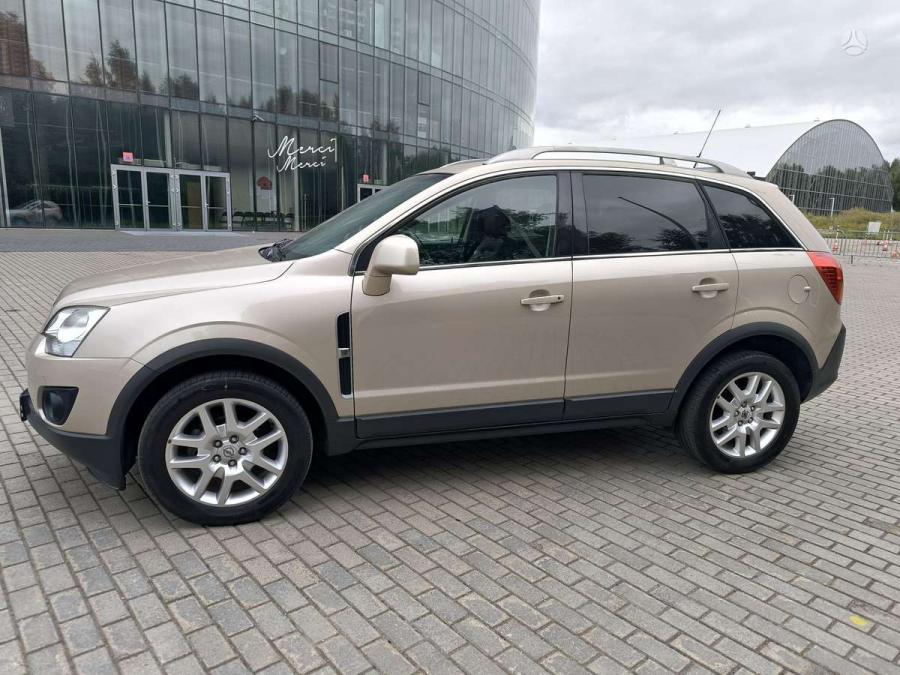 Dzeltens Opel Antara 2012 Šauļi, ar dzinēja tilpumu 2.23 L un nobraukumu 141 tūkst. km par 5600 €, foto 6 vietnē AUTOMOTO.COM.LV