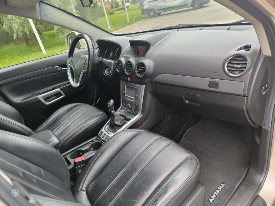 Dzeltens Opel Antara 2012 Šauļi, ar dzinēja tilpumu 2.23 L un nobraukumu 141 tūkst. km par 5600 €, foto 17 vietnē AUTOMOTO.COM.LV