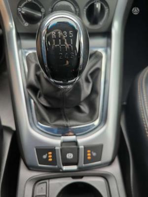 Dzeltens Opel Antara 2012 Šauļi, ar dzinēja tilpumu 2.23 L un nobraukumu 141 tūkst. km par 5600 €, foto 28 vietnē AUTOMOTO.COM.LV