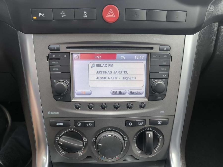 Dzeltens Opel Antara 2012 Šauļi, ar dzinēja tilpumu 2.23 L un nobraukumu 141 tūkst. km par 5600 €, foto 29 vietnē AUTOMOTO.COM.LV