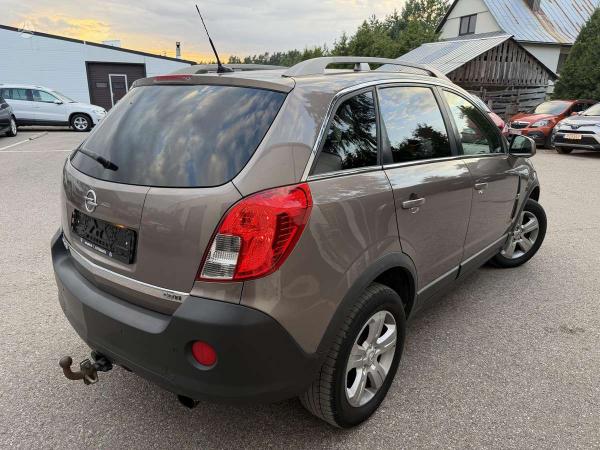 Yellow Opel Antara 2013 in Utena, with an engine capacity of 2.23 L and mileage of 256 thousand km for 4800 €, photo 6 on AUTOMOTO.COM.LV