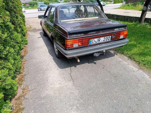 Brūns Opel Ascona 1984 Kelmė, ar dzinēja tilpumu 1.60 L un nobraukumu 13 tūkst. km par 700 €, foto 2 vietnē AUTOMOTO.COM.LV