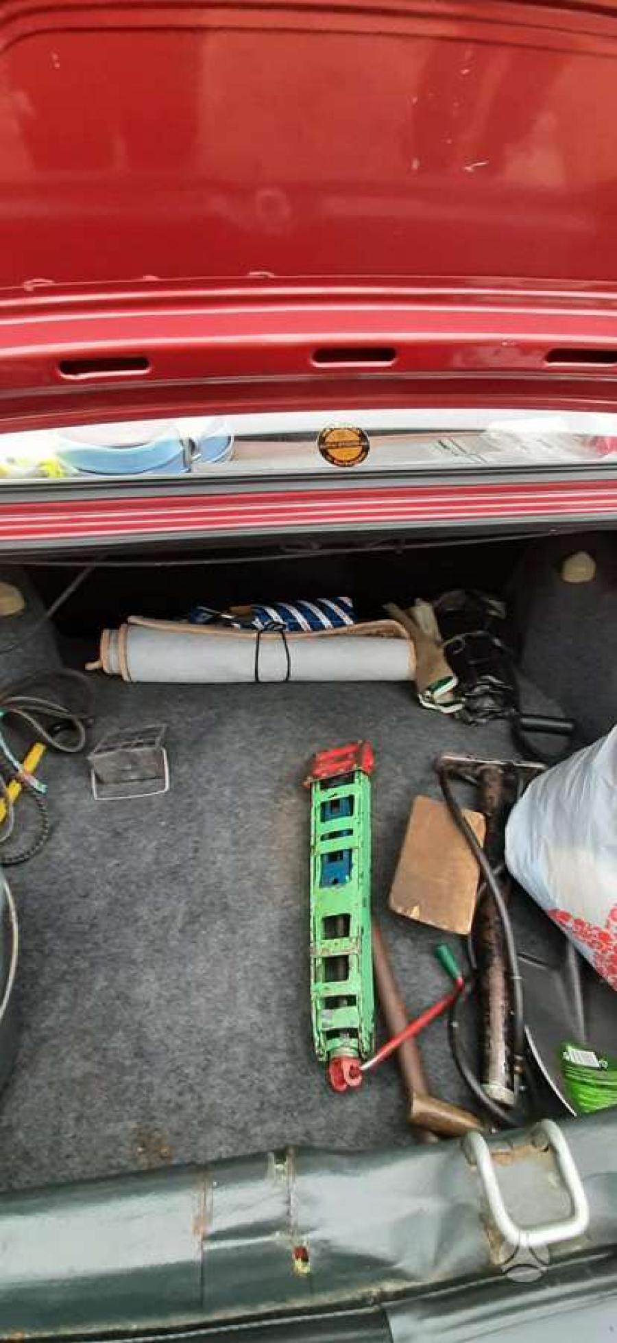 Sarkans Opel Ascona 1987 Mažeikiai, ar dzinēja tilpumu 1.80 L un nobraukumu 38 tūkst. km par 3000 €, foto 7 vietnē AUTOMOTO.COM.LV