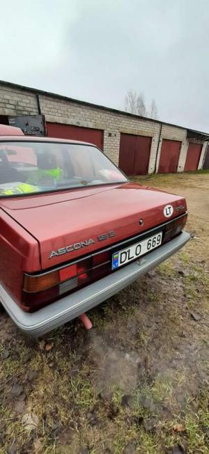 Sarkans Opel Ascona 1987 Mažeikiai, ar dzinēja tilpumu 1.80 L un nobraukumu 38 tūkst. km par 3000 €, foto 11 vietnē AUTOMOTO.COM.LV