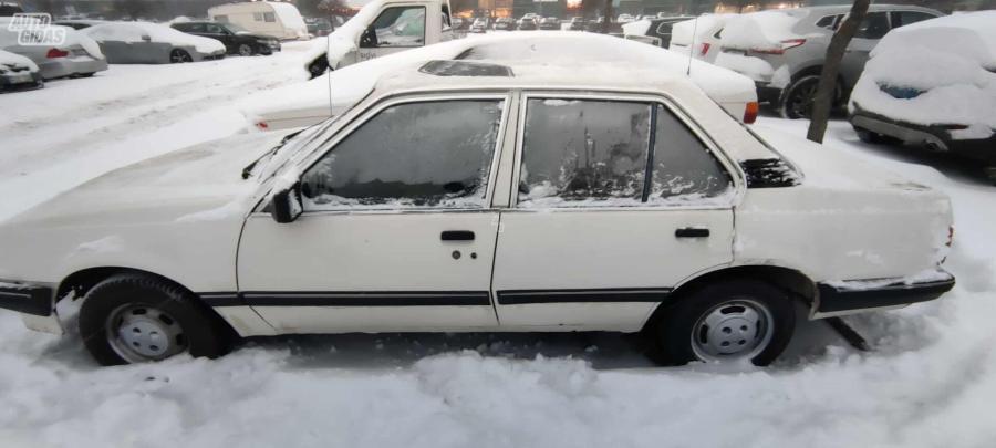 Opel Ascona 1983 in Vilnius, with an engine capacity of 1.60 L and mileage of 235 thousand km for 350 €, photo 5 on AUTOMOTO.COM.LV