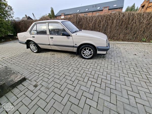 Opel Ascona 1986 Marijampole, ar dzinēja tilpumu 1.60 L un nobraukumu 100 tūkst. km par 850 €, foto 5 vietnē AUTOMOTO.COM.LV