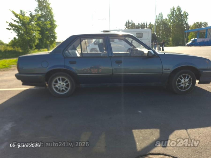 Opel Ascona 1988 in Parnu, with an engine capacity of 2.00 L and mileage of 88 thousand km for 1750 €, photo 4 on AUTOMOTO.COM.LV