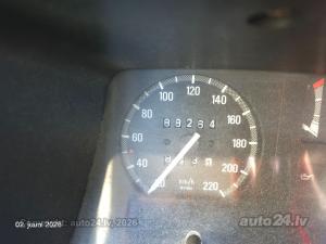 Opel Ascona 1988 in Parnu, with an engine capacity of 2.00 L and mileage of 88 thousand km for 1750 €, photo 12 on AUTOMOTO.COM.LV