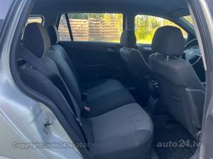 Beige Opel Astra 2007 in Parnu, with an engine capacity of 1.70 L and mileage of 272 thousand km for 1790 €, photo 9 on AUTOMOTO.COM.LV