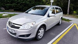 Smilšu krāsa Opel Astra 2007 Tallina, ar dzinēja tilpumu 1.60 L un nobraukumu 219 tūkst. km par 1250 €, foto  vietnē AUTOMOTO.COM.LV