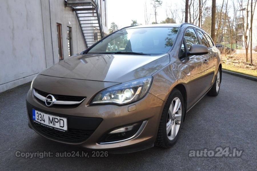 Beige Opel Astra 2013 in Tallinn, with an engine capacity of 1.40 L and mileage of 236 thousand km for 3500 €, photo 4 on AUTOMOTO.COM.LV