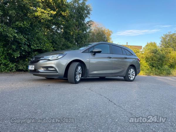 Beige Opel Astra 2017 in Tallinn, with an engine capacity of 1.40 L and mileage of 157 thousand km for 10900 €, photo 2 on AUTOMOTO.COM.LV