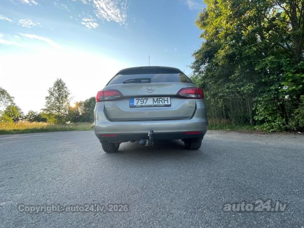 Beige Opel Astra 2017 in Tallinn, with an engine capacity of 1.40 L and mileage of 157 thousand km for 10900 €, photo 7 on AUTOMOTO.COM.LV