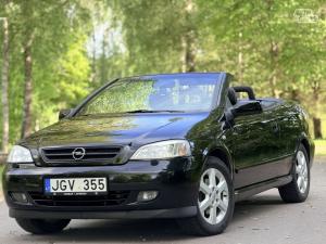 Black Opel Astra 2002 in Utena, with an engine capacity of 2.20 L and mileage of 287 thousand km for 1950 €, photo  on AUTOMOTO.COM.LV