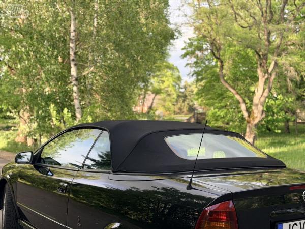 Black Opel Astra 2002 in Utena, with an engine capacity of 2.20 L and mileage of 287 thousand km for 1950 €, photo 9 on AUTOMOTO.COM.LV