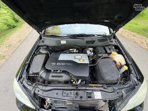 Black Opel Astra 2002 in Utena, with an engine capacity of 2.20 L and mileage of 287 thousand km for 1950 €, photo 26 on AUTOMOTO.COM.LV