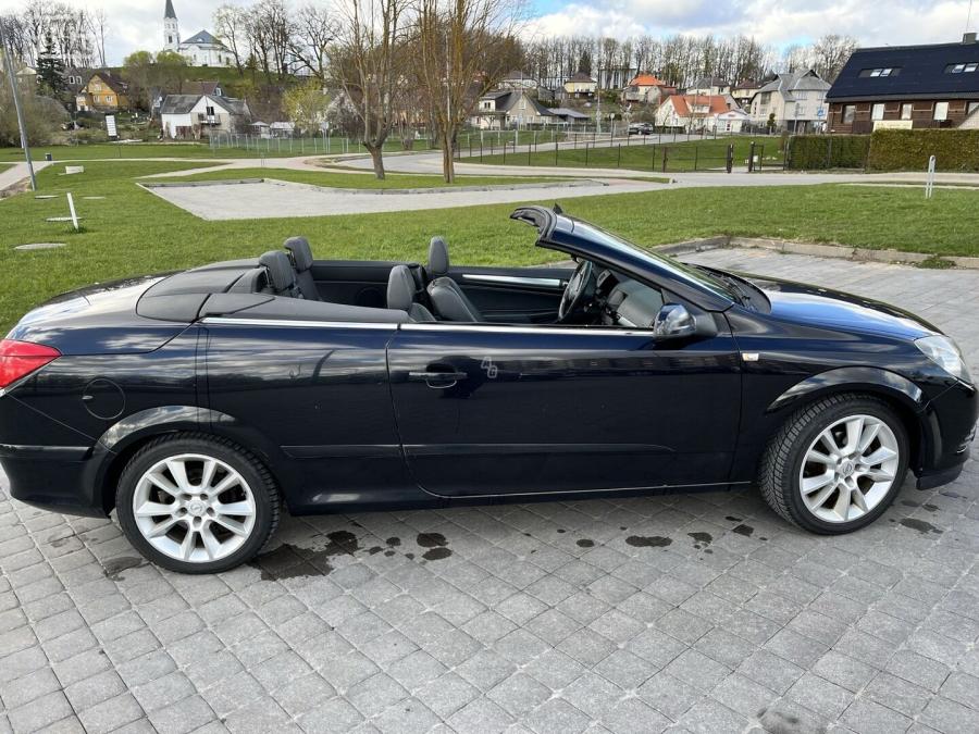 Melns Opel Astra 2007 Kauņa, ar dzinēja tilpumu 1.80 L un nobraukumu 214 tūkst. km par 2790 €, foto 4 vietnē AUTOMOTO.COM.LV