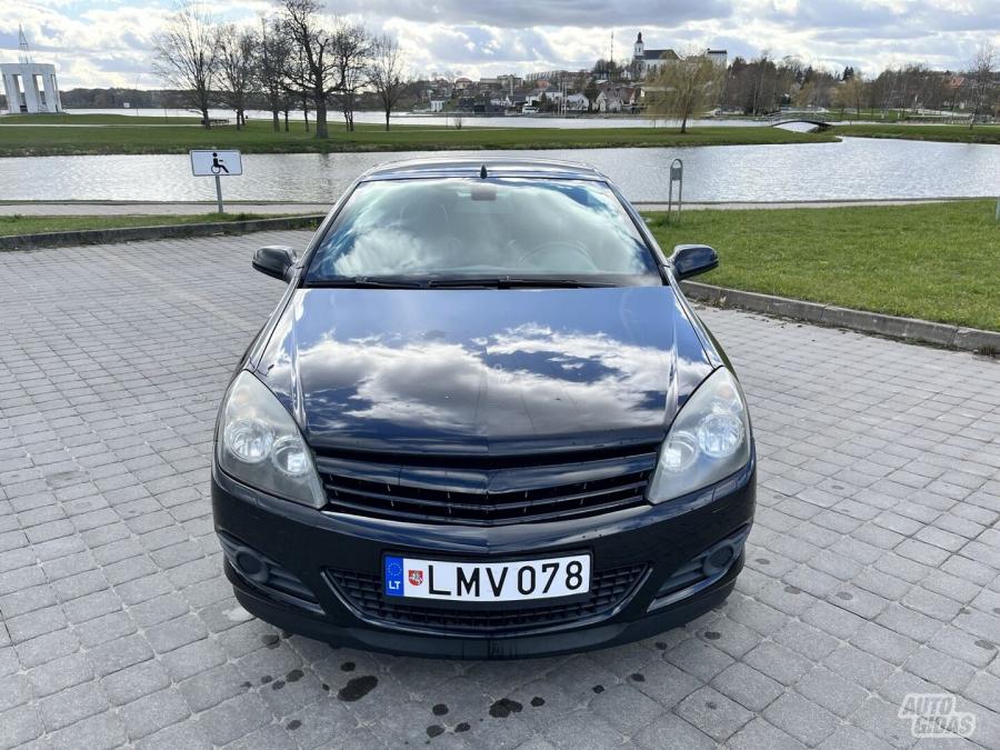 Melns Opel Astra 2007 Kauņa, ar dzinēja tilpumu 1.80 L un nobraukumu 214 tūkst. km par 2790 €, foto 13 vietnē AUTOMOTO.COM.LV