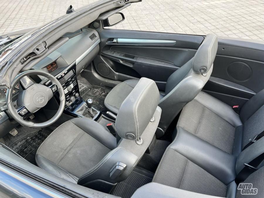 Melns Opel Astra 2007 Kauņa, ar dzinēja tilpumu 1.80 L un nobraukumu 214 tūkst. km par 2790 €, foto 17 vietnē AUTOMOTO.COM.LV