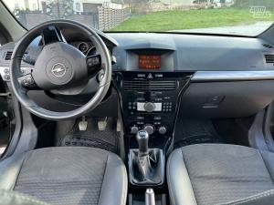 Melns Opel Astra 2007 Kauņa, ar dzinēja tilpumu 1.80 L un nobraukumu 214 tūkst. km par 2790 €, foto 20 vietnē AUTOMOTO.COM.LV