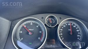 Melns Opel Astra 2007 Jelgava, ar dzinēja tilpumu 1.90 L un nobraukumu 232 tūkst. km par 2700 €, foto 11 vietnē AUTOMOTO.COM.LV