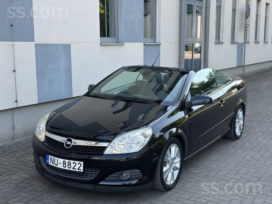 Black Opel Astra 2007 in Jelgava, with an engine capacity of 1.80 L and mileage of 0 thousand km for 3350 €, photo 9 on AUTOMOTO.COM.LV